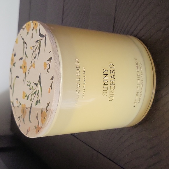 Willow & Suede | Accents | New Willow Suede Soy Wax Candle Blooming ...